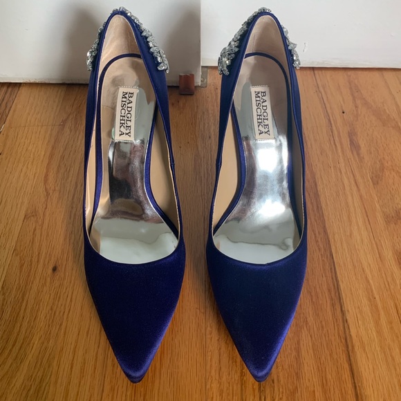 Badgley Mischka | Shoes | Badgley Mishka Gorgeous Satin Pumps In Royal ...